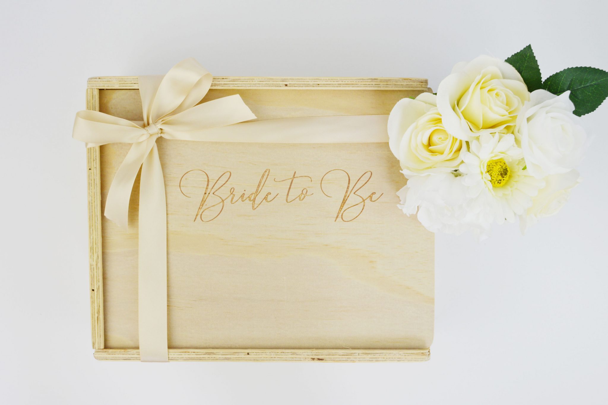 Bride to Be Gift Box - The Bridal Box Co - Bridal Party Gift Boxes